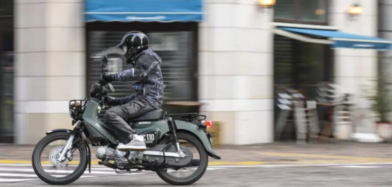 クロスカブ CC110・CC50 カスタムがかっこいい！実例15選【おすすめカスタムパーツも紹介】